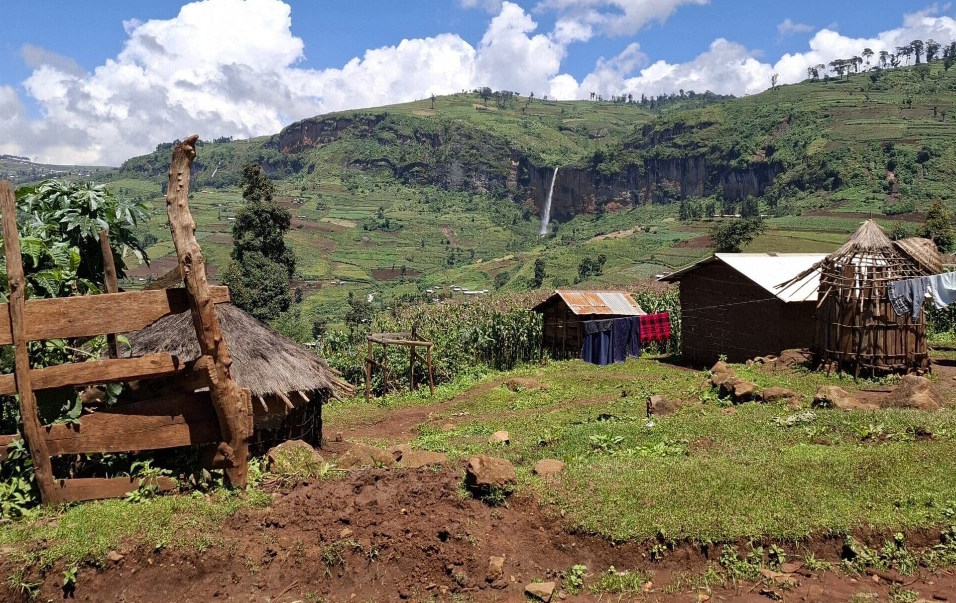 Mengya Village Tour | Charlie's Travels